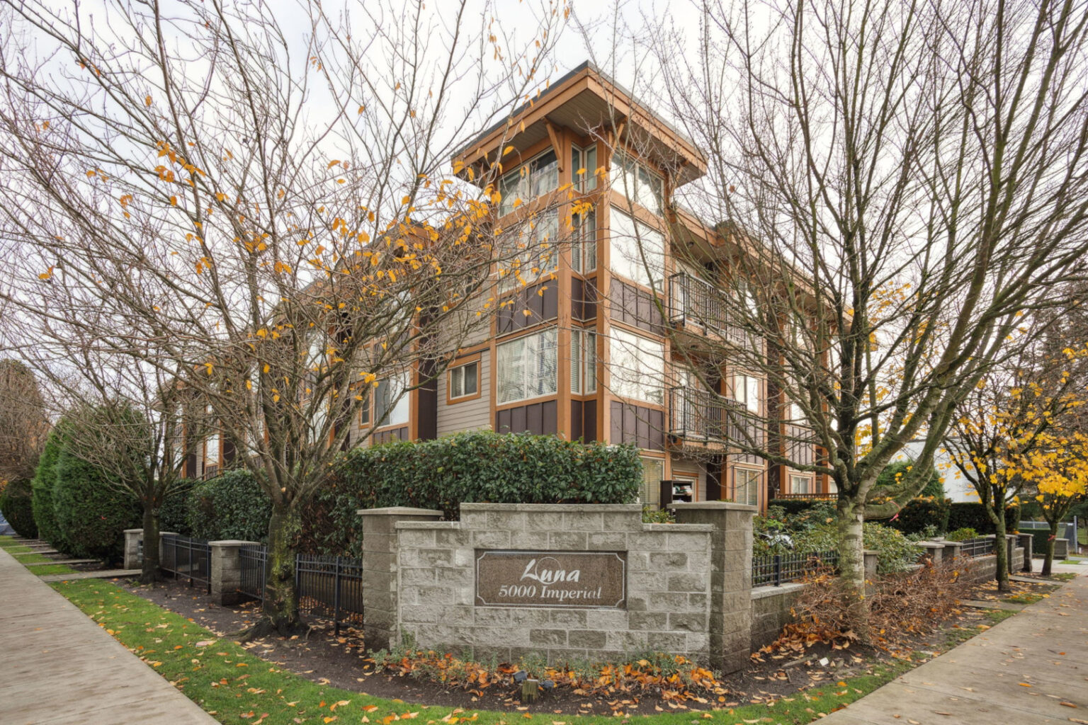 5000 Imperial Street - Highstreet Accommodations